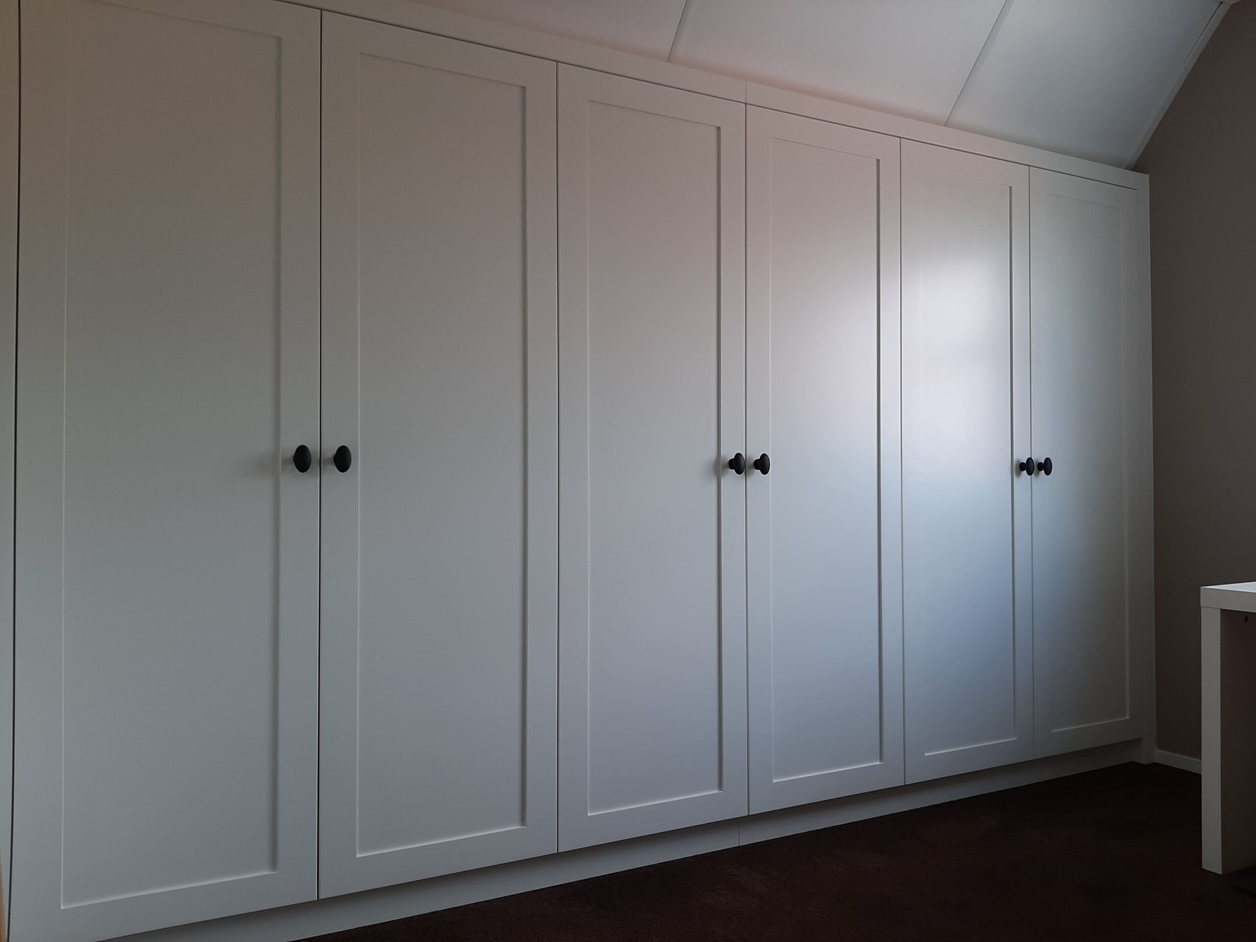 inbouwkasten schuinewanden | Petersen interieur& montage